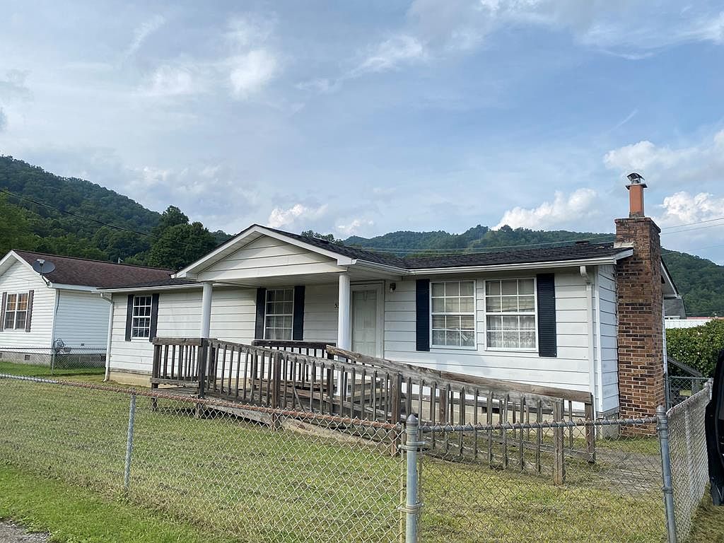 53 Aliff St, Oceana, WV 24870 | MLS #84611 | Zillow