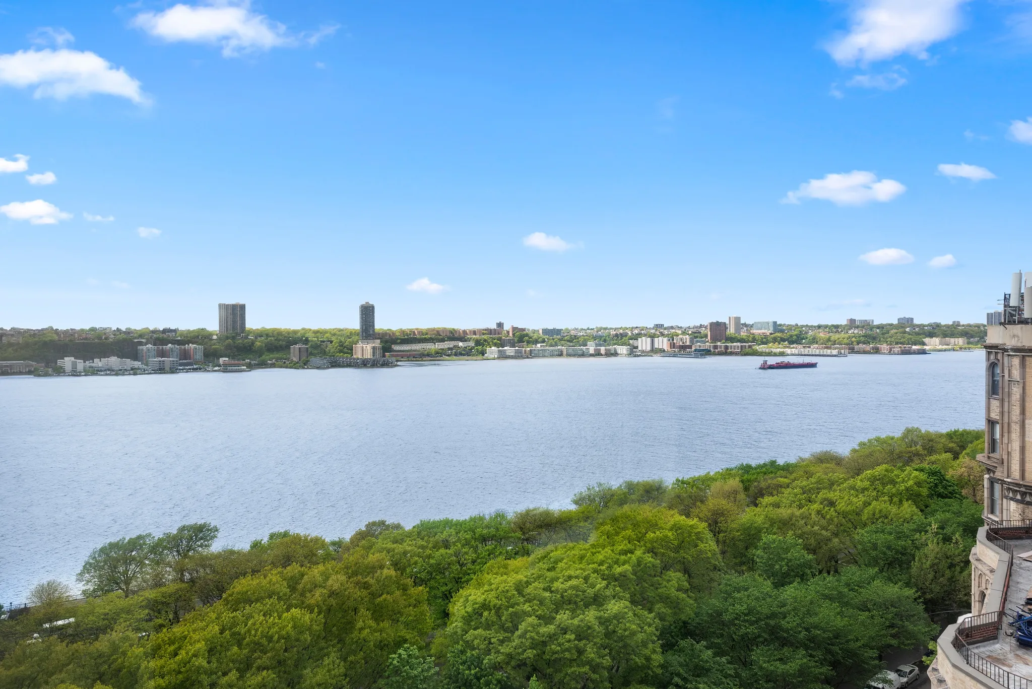 118 Riverside Drive #15B in Upper West Side, Manhattan | StreetEasy