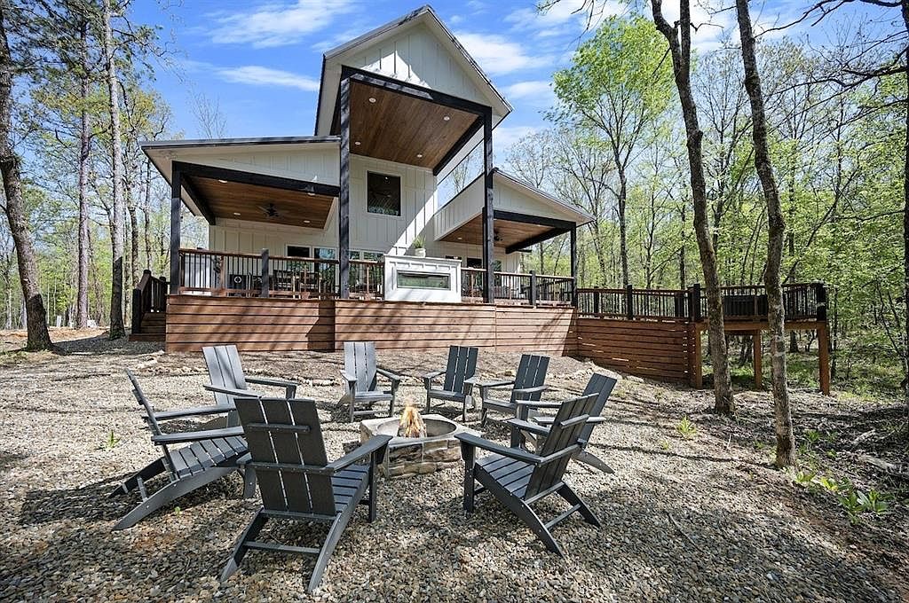 208 Gentry Oak Ln, Broken Bow, OK 74728 | Zillow