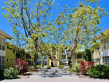 The Sea Cliff - 451 San Vicente Blvd Santa Monica CA | Zillow