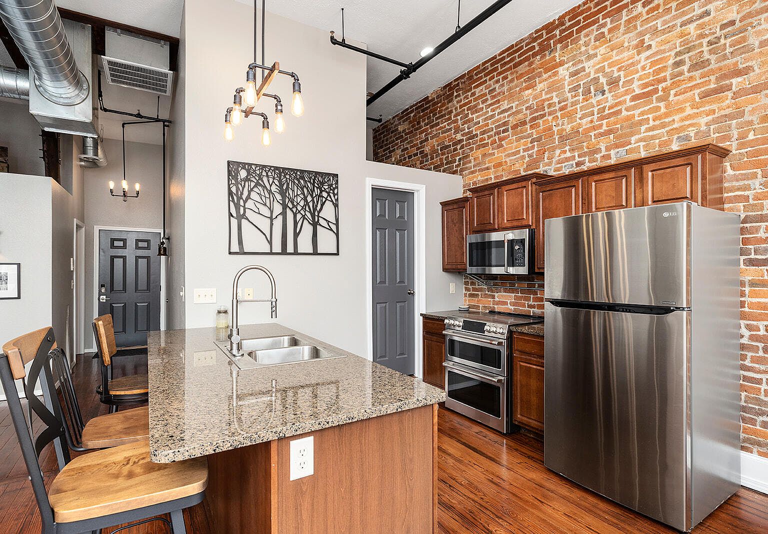 326 N Boonville Avenue #301, Springfield, MO 65806 | Zillow