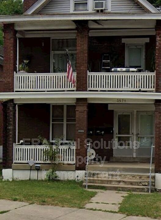 3571 Vine St #3, Cincinnati, OH 45220 | Zillow