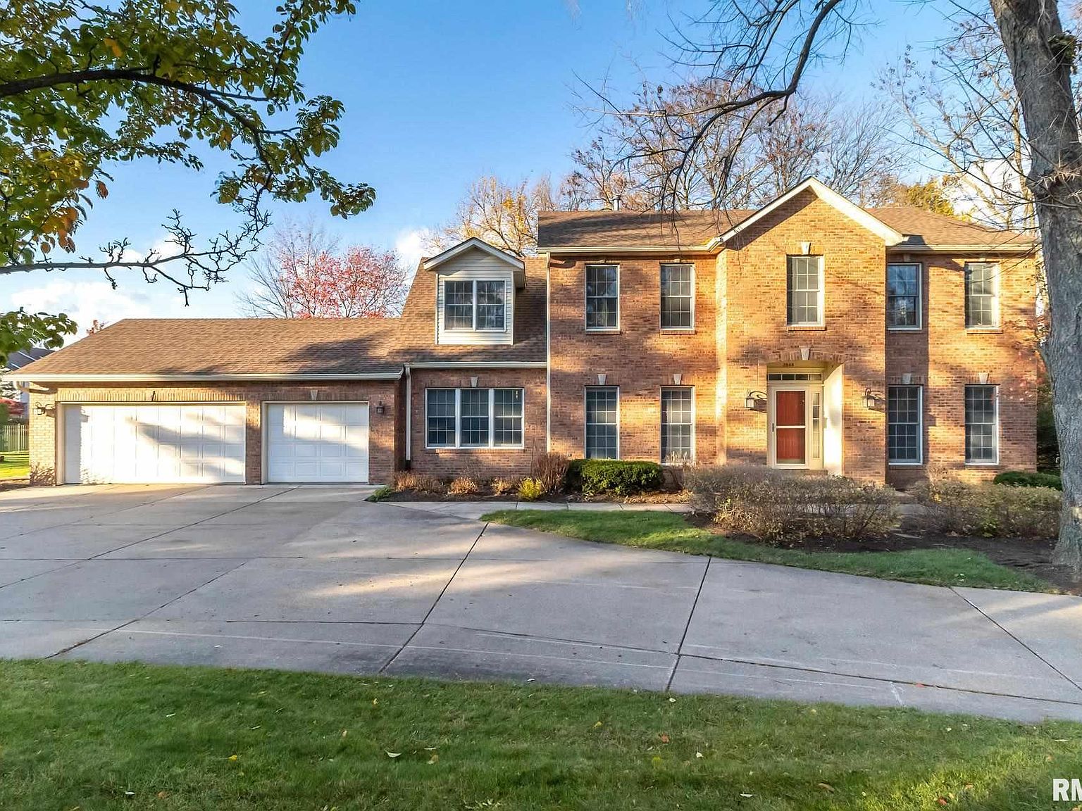 3948 Fernwood Ave, Davenport, IA 52807 | Zillow