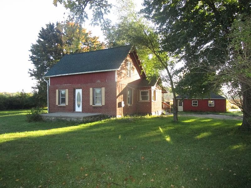 1219 S Kingston Rd, Deford, MI 48729 | Zillow