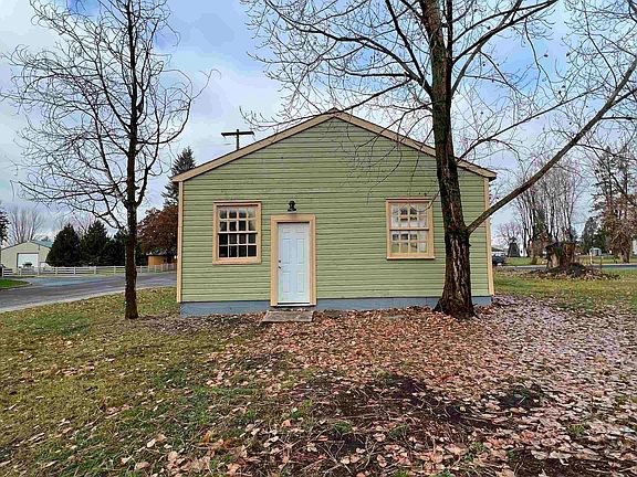 301 E Washington St, Farmington, WA 99128 | MLS #272642 | Zillow