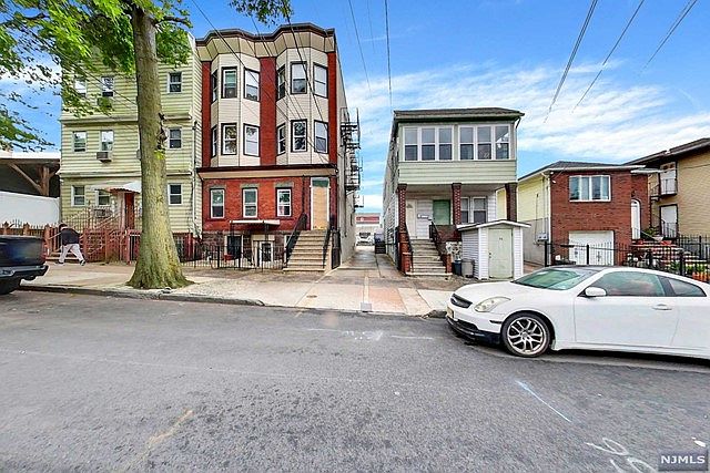 54 Davenport Ave, Newark, NJ 07107 | MLS #24016146 | Zillow