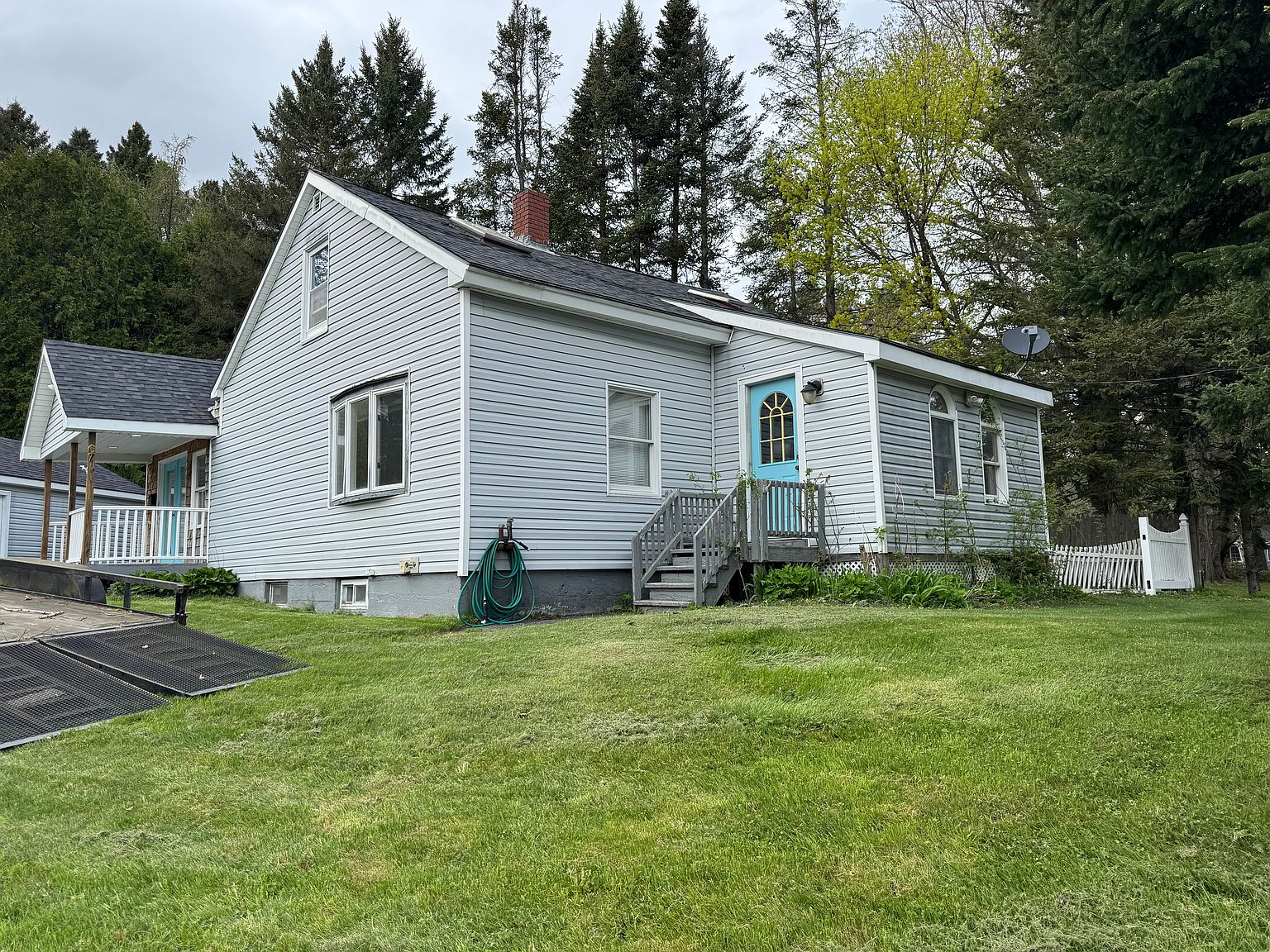 67 W River Rd, Waterville, ME 04901 | Zillow