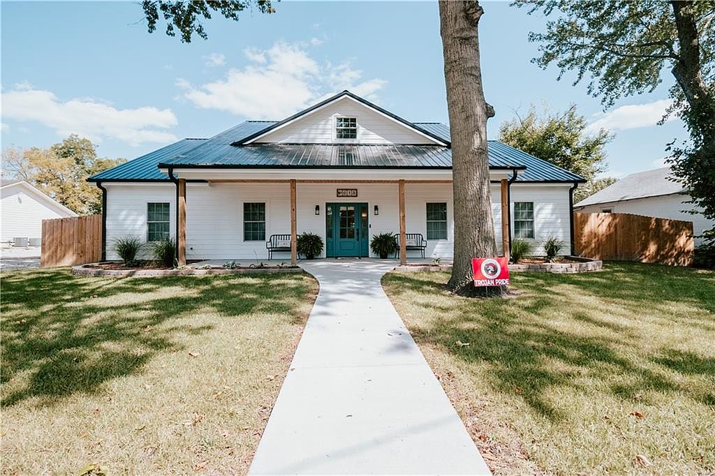 615 Retan Ave, Osawatomie, KS 66064 | MLS #2454520 | Zillow