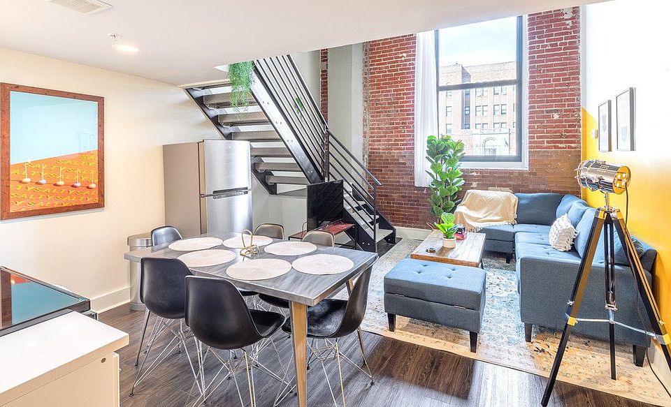 West Lofts Apartments - 220 S 47th St Philadelphia PA | Zillow