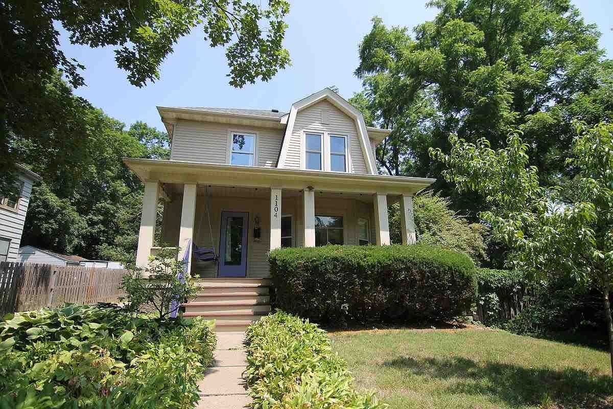 1104 Marcy St, Iowa City, IA 52240 | Zillow
