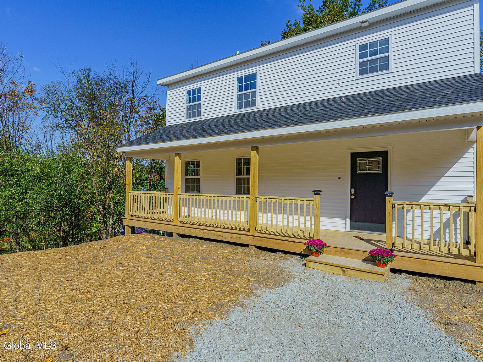 9 Leonard Avenue, Nassau, NY 12123 | Zillow