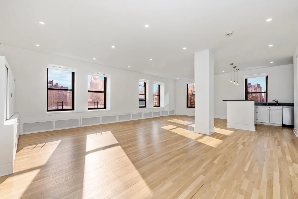 104 West 70th Street #9D in Lincoln Square, Manhattan | StreetEasy
