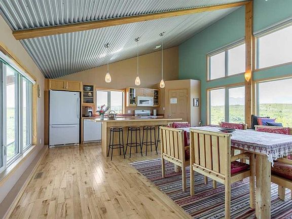 25 NW Rocking Heart Ranch Rd, Cardston County, AB T0K 2M0 | MLS # ...