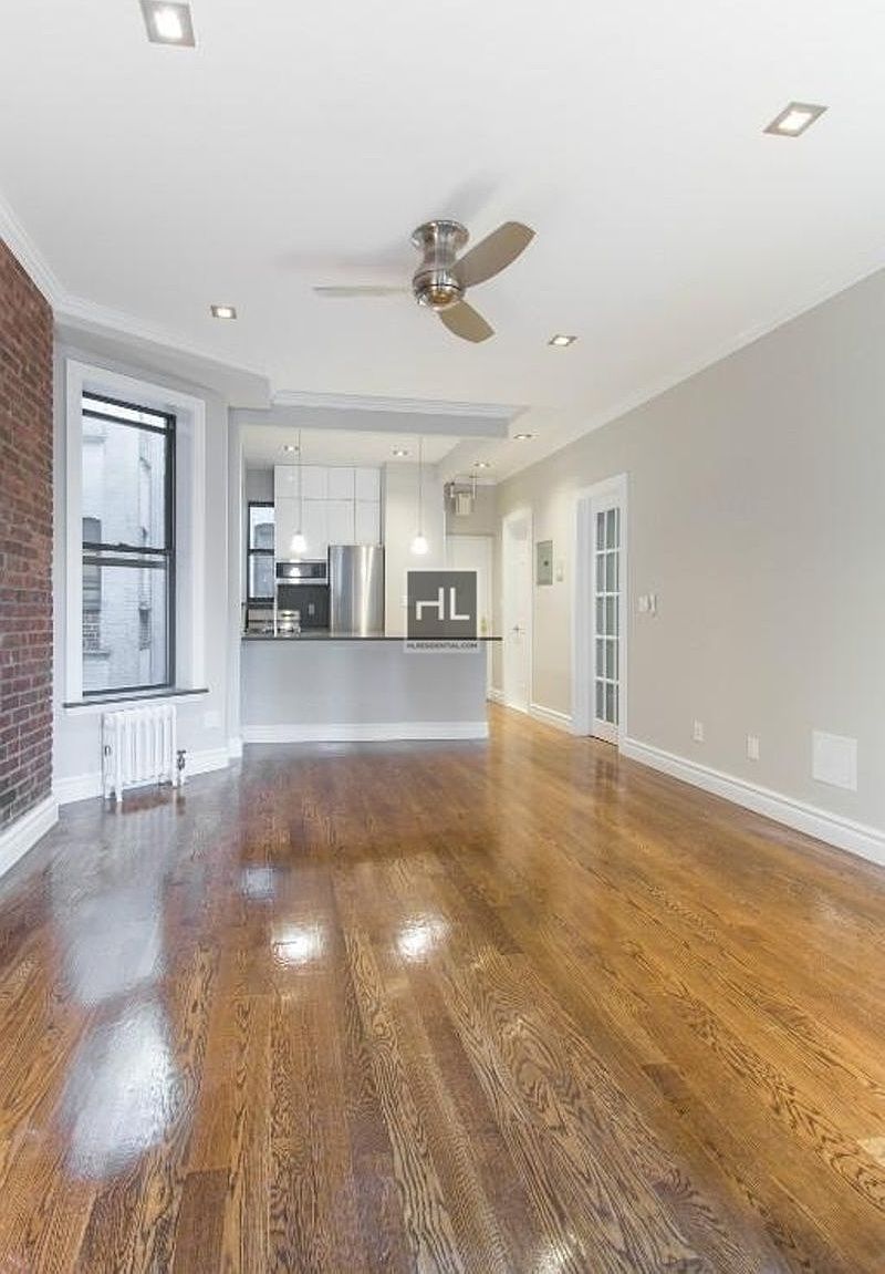 256 Mott St APT 4, New York, NY 10012 | Zillow