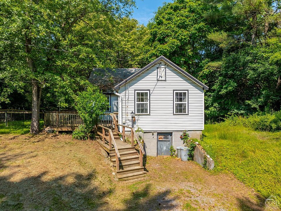 3 Holt Rd, Red Hook, NY 12571 | Zillow