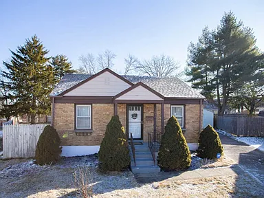 7832 Dearborn Ct Cincinnati OH | Zillow
