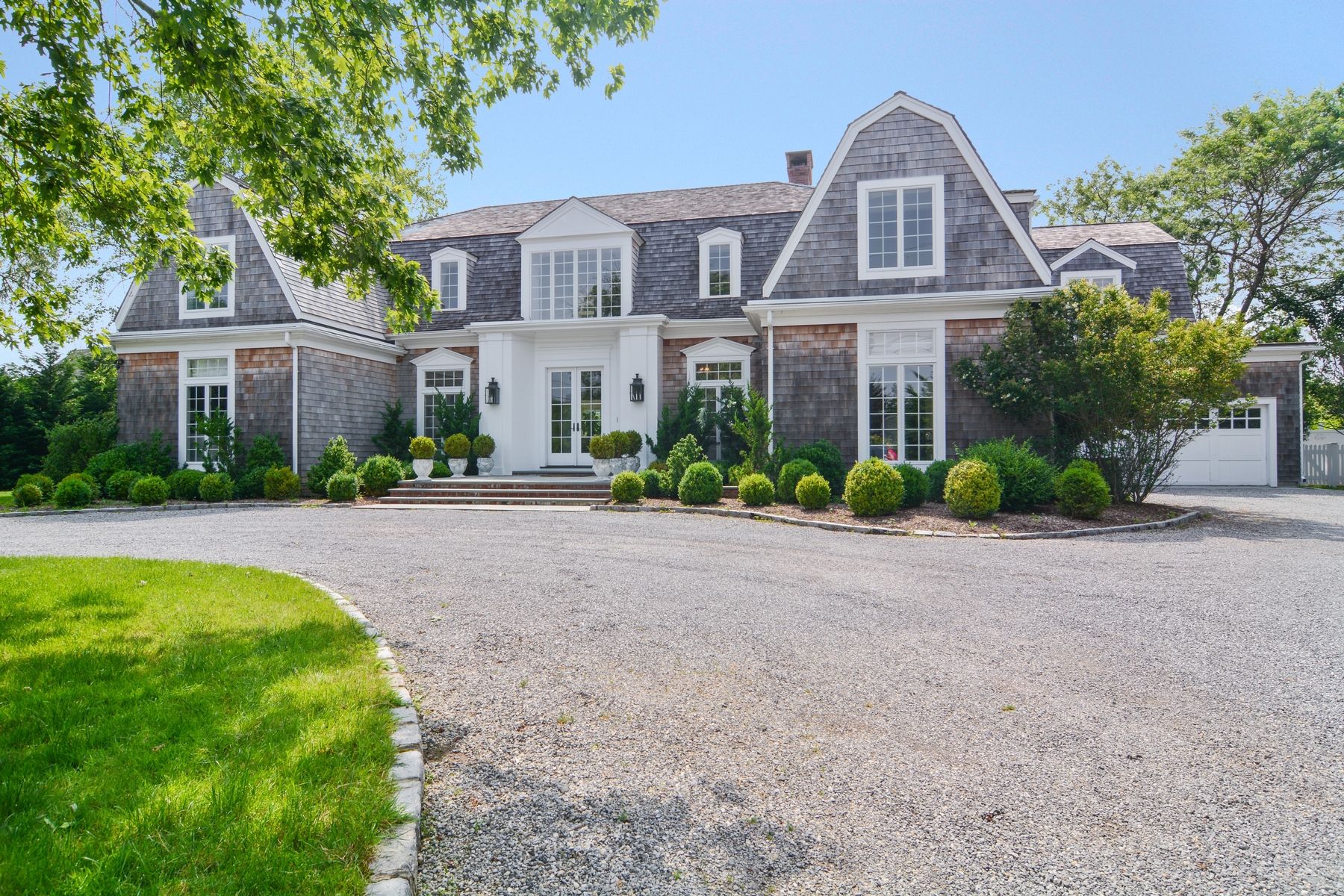 45 Meadowmere Pl, Southampton, NY 11968 | Out East