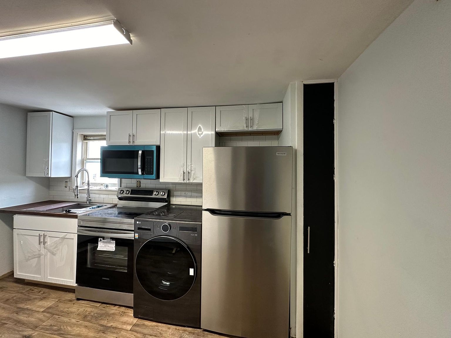 4 S Governors Ave APT B, Dover, DE 19904 | Zillow