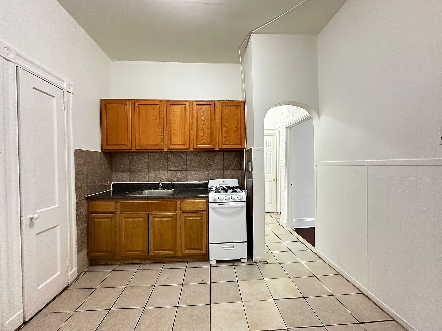 186 Ocean Ave #3E, Jersey City, NJ 07305 | Zillow