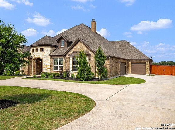 30484 Setterfeld Circle, Fair Oaks Ranch, TX 78015 | MLS #1781379 | Zillow