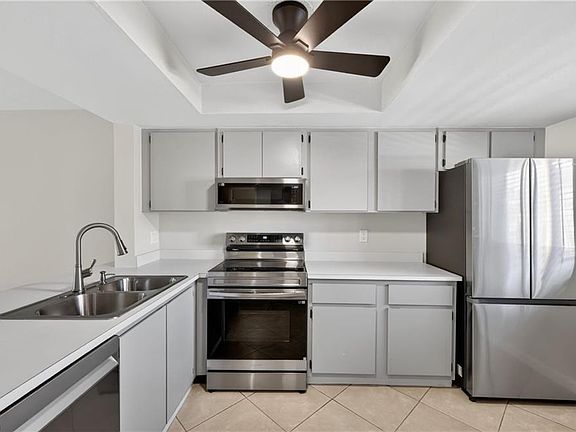 144 Cypress Way E #701, Naples, FL 34110 | Zillow