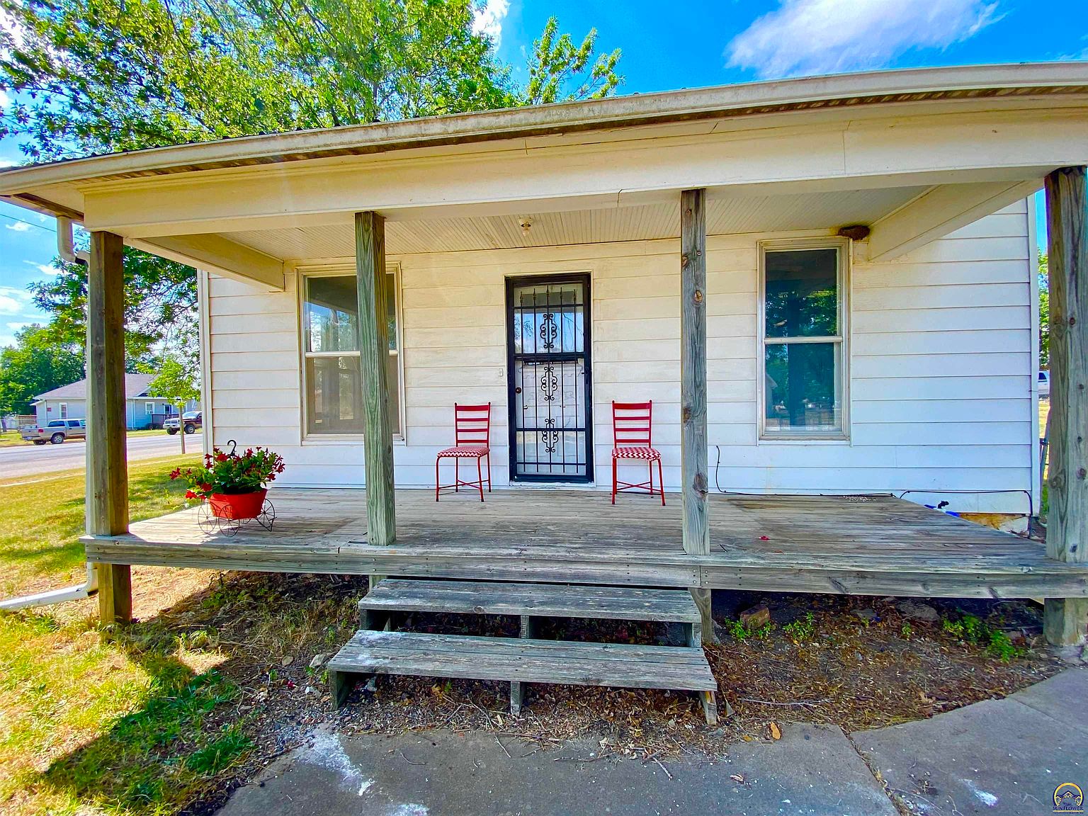 602 Main St, Gridley, KS 66852 | Zillow