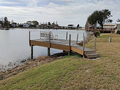32 Lakeview Dr, Mulberry, FL 33860 | Zillow