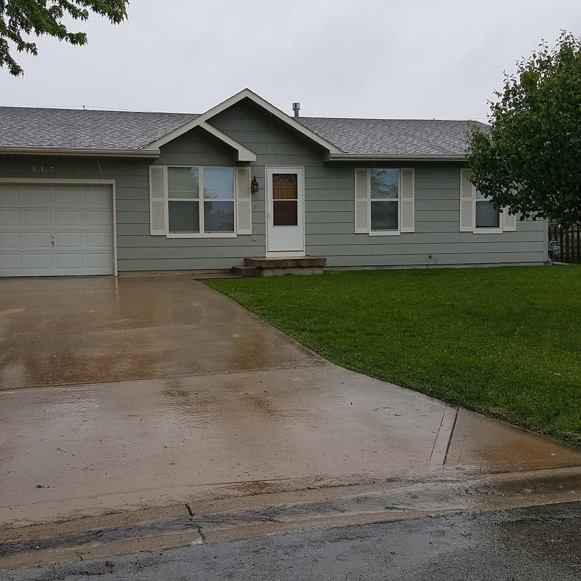 517 W Edgewood Dr, Edgerton, KS 66021 | Zillow