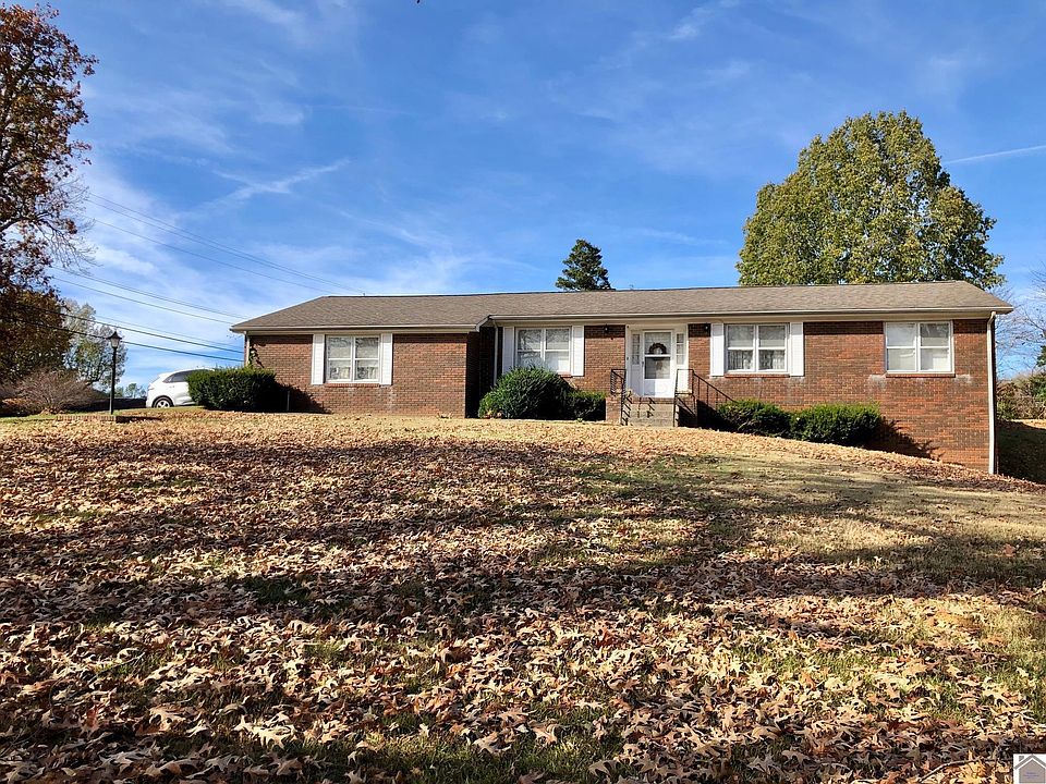 400 Cardinal Dr, Eddyville, KY 42038 | Zillow