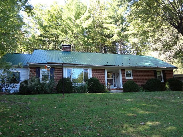 426 English Rd, Spruce Pine, NC 28777 | Zillow