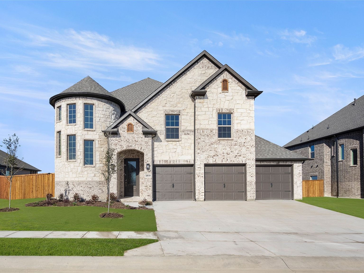 1010 Emerald Trace Dr, Justin, TX 76247 | Zillow