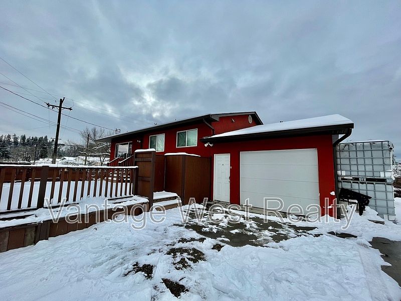 790A Irma Rd, Kelowna, BC V1X 3Z8 | Zillow