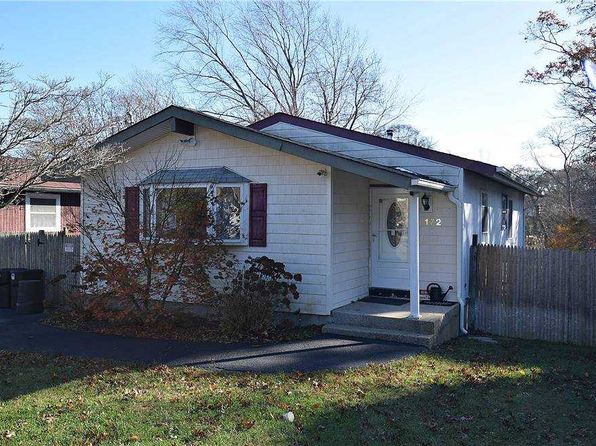 Mastic Beach Real Estate - Mastic Beach NY Homes For Sale | Zillow