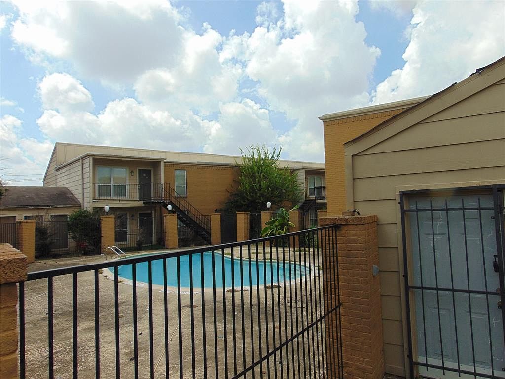 8100 Creekbend Dr APT 182, Houston, TX 77071 | Zillow