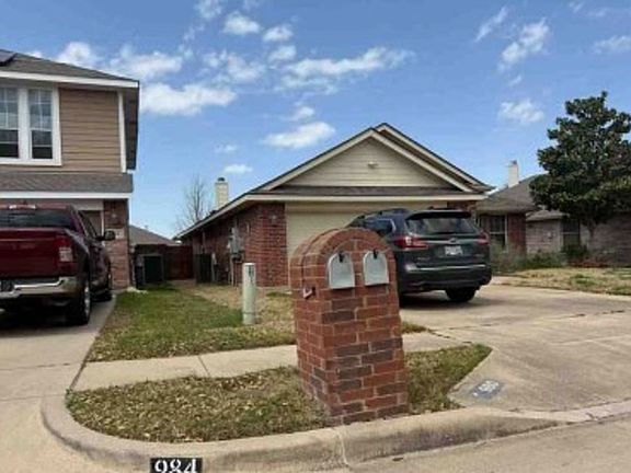 980 Caliche Rd, Fort Worth, TX 76108 | Zillow