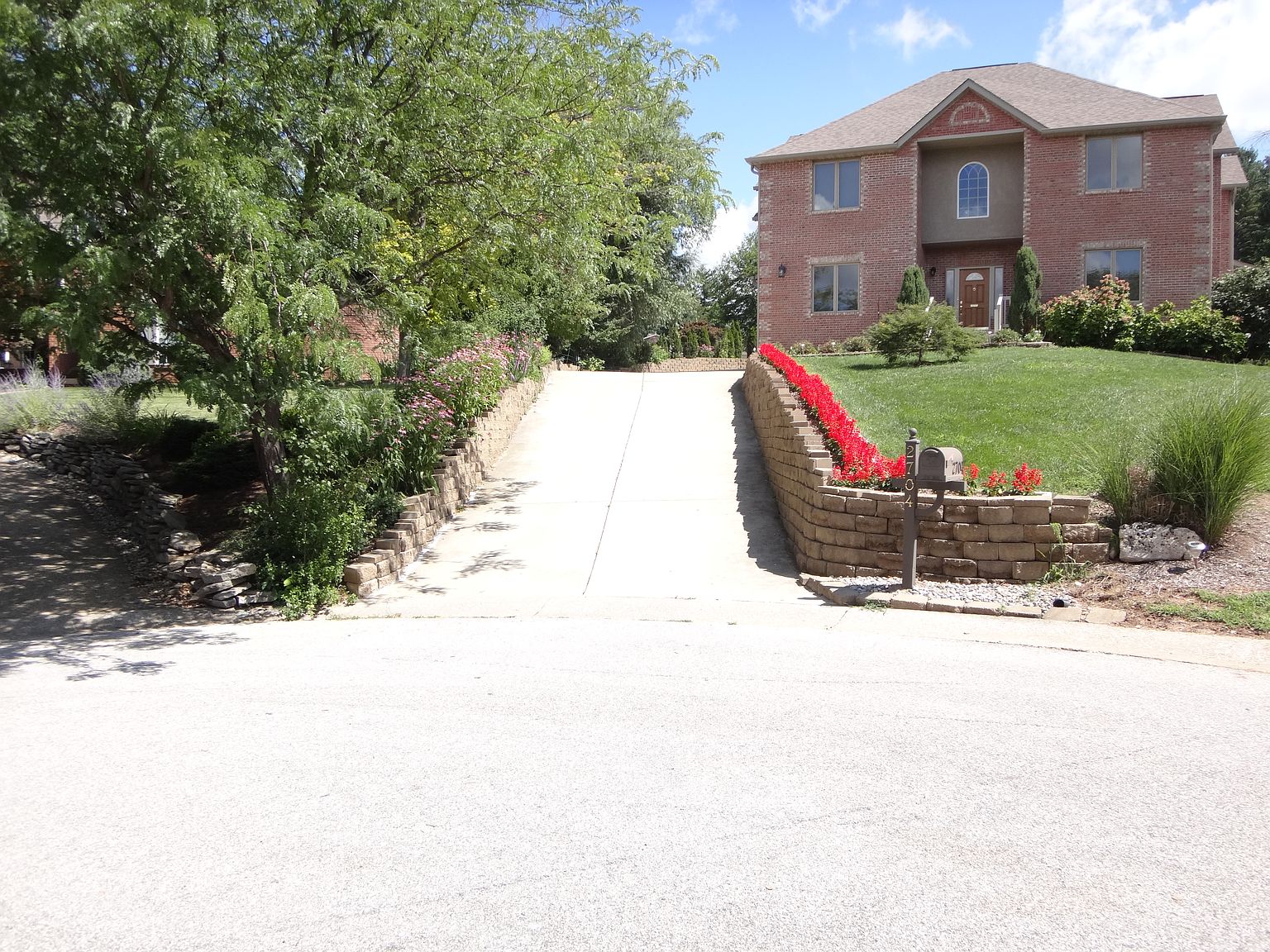 2704 N Blue Ridge Ct, Bloomington, IN 47408 | Zillow