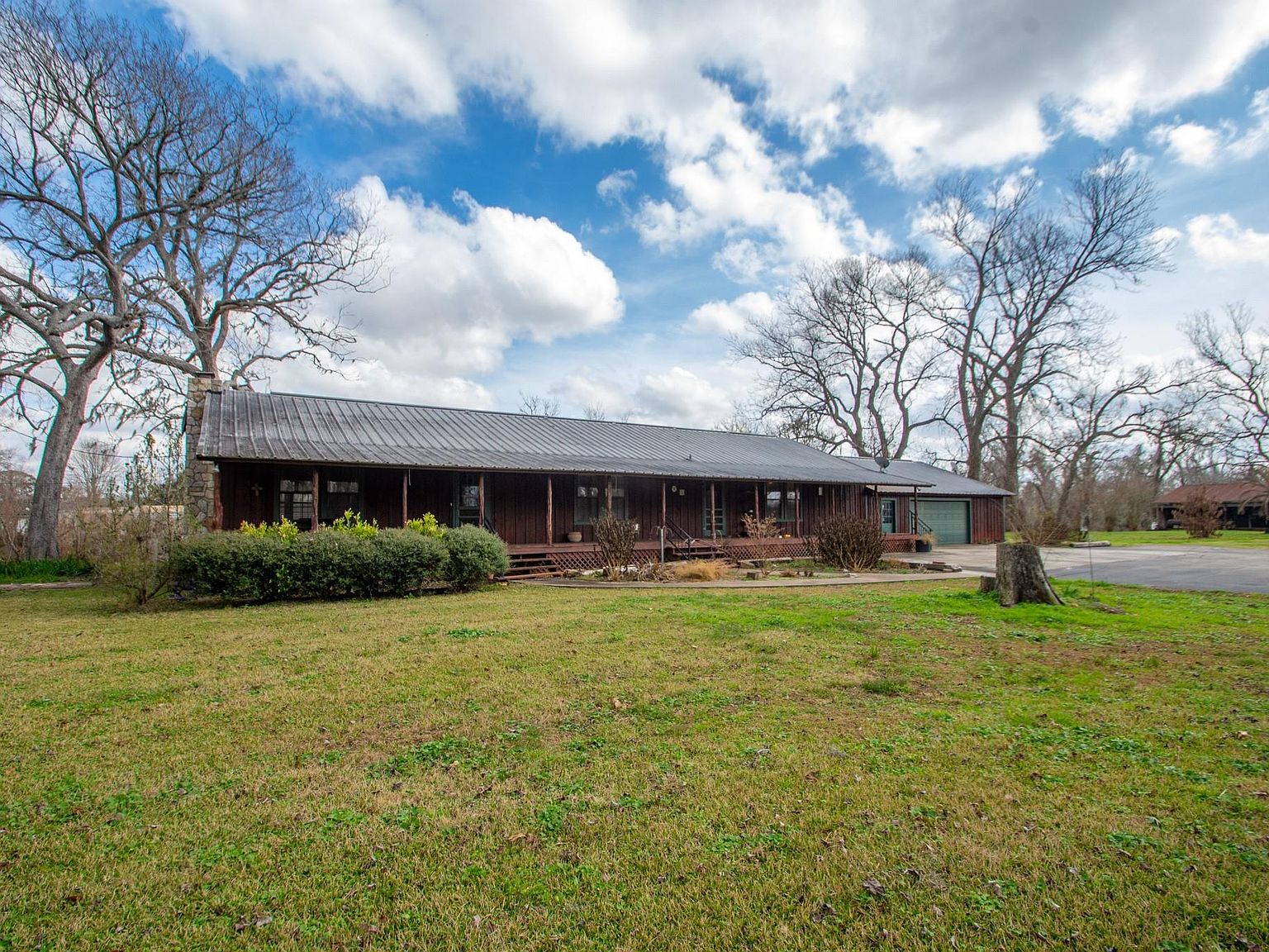 10734 County Road 31, Angleton, TX 77515 | Zillow