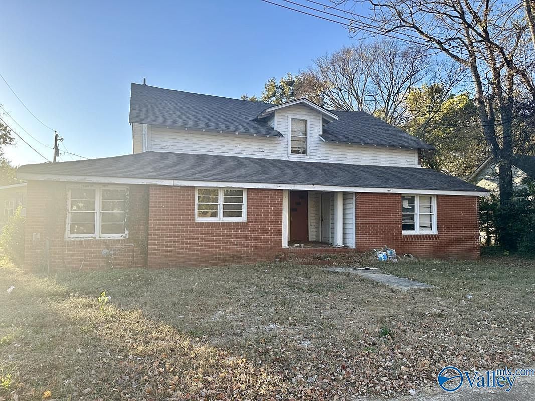 2110 1st St SW, Huntsville, AL 35805 | MLS #21847236 | Zillow