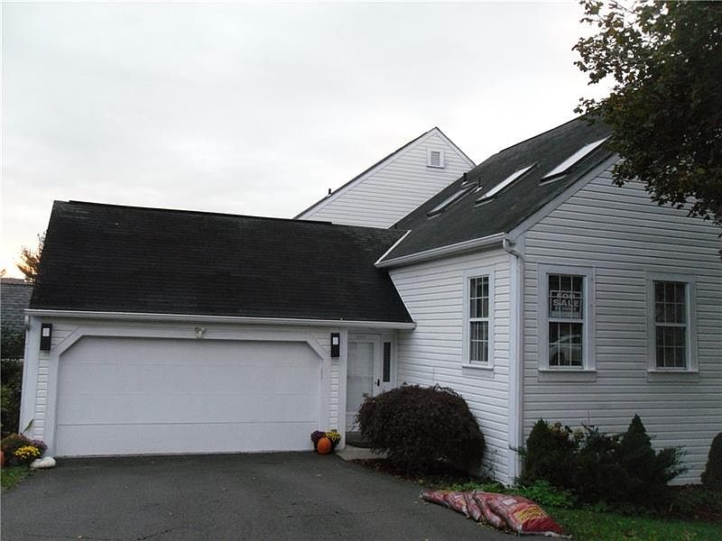 2605 Hunters Point Ct, Wexford, PA 15090 | Zillow