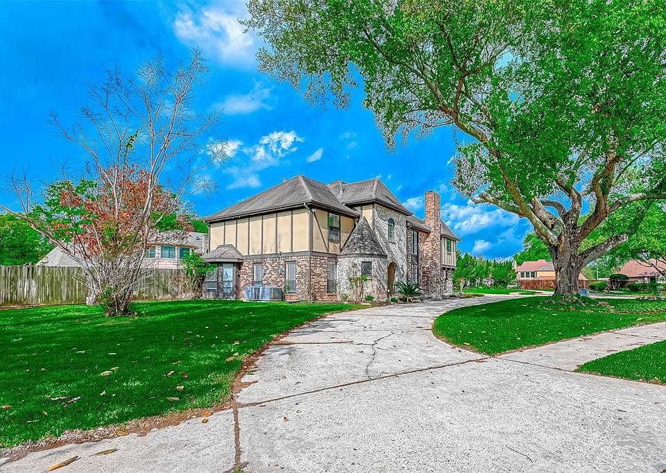 1702 Overland Pass Dr, Sugar Land, TX 77478 | MLS #14635406 | Zillow