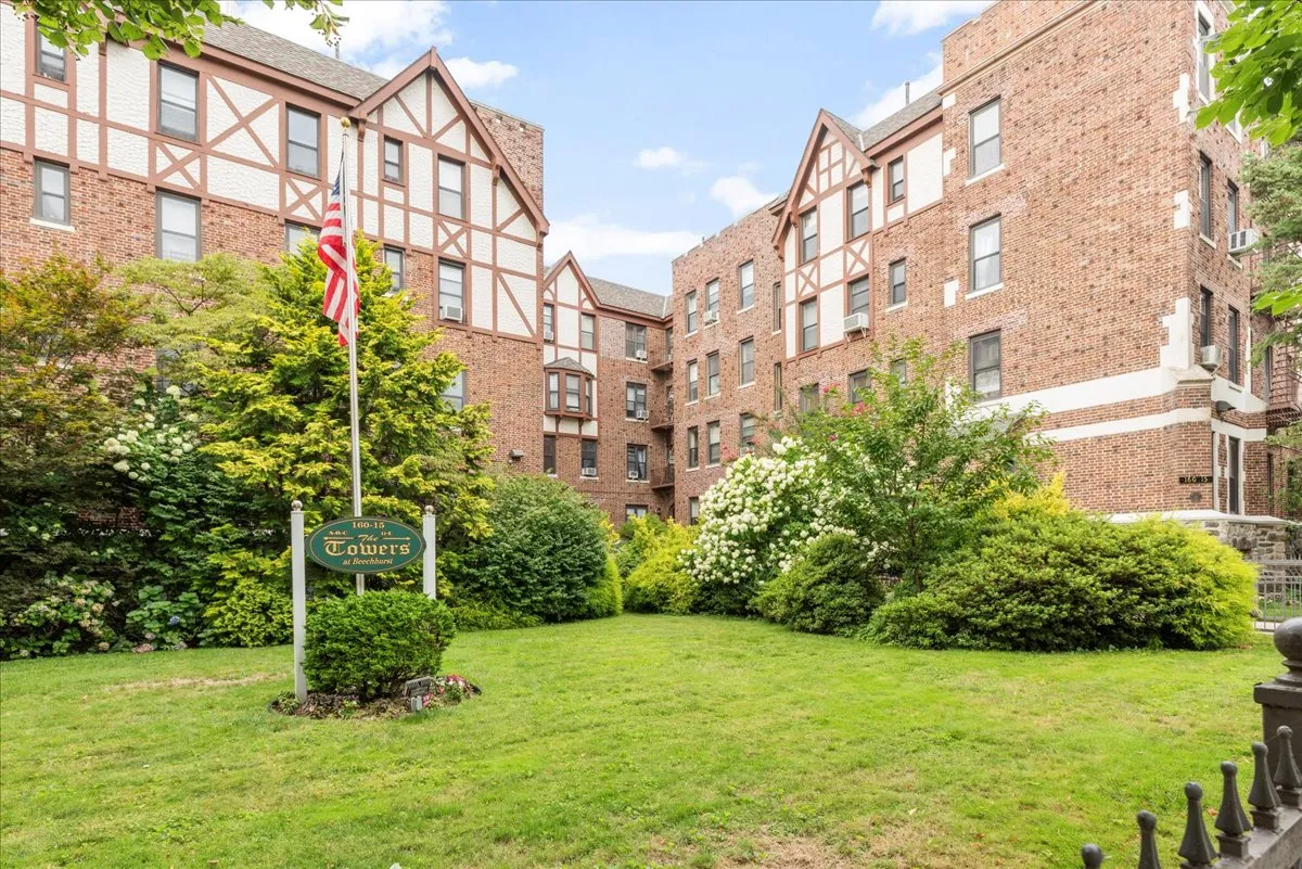 160-15 Powells Cove Boulevard #E2 in Beechhurst, Queens | StreetEasy