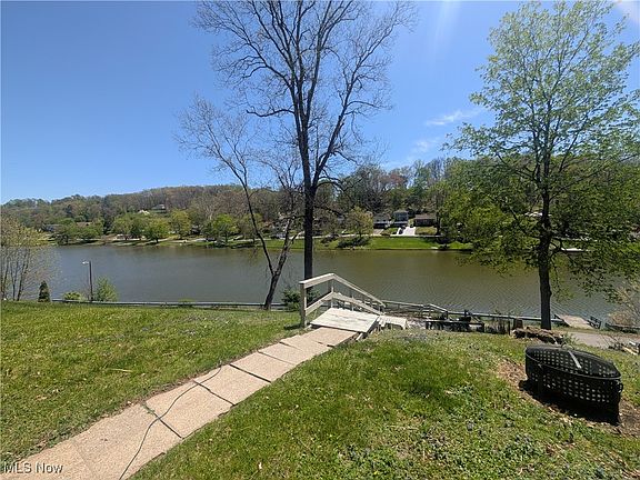 544 Maple Lake Rd, Bridgeport, WV 26330 | Zillow