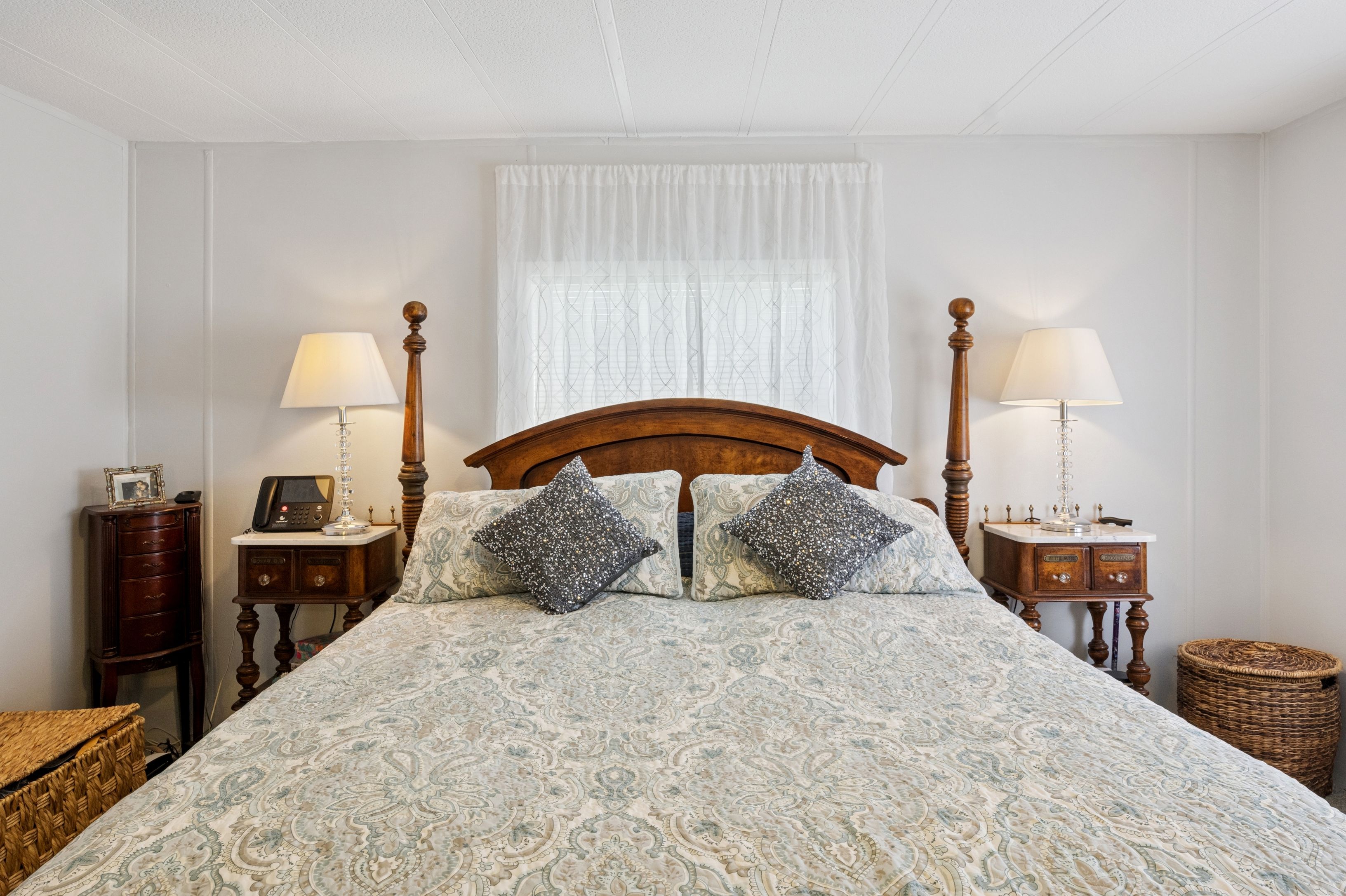 1661 Old Country Rd, Riverhead, NY 11901 | Out East