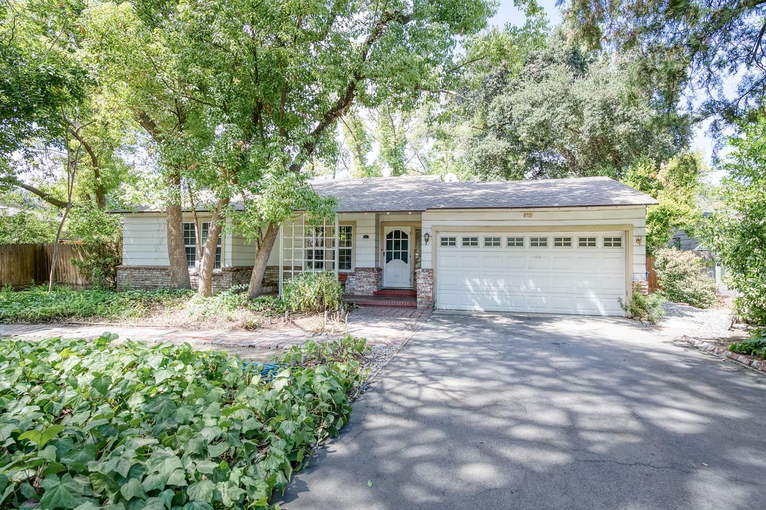 805 E Fedora Ave, Fresno, CA 93704 | Zillow