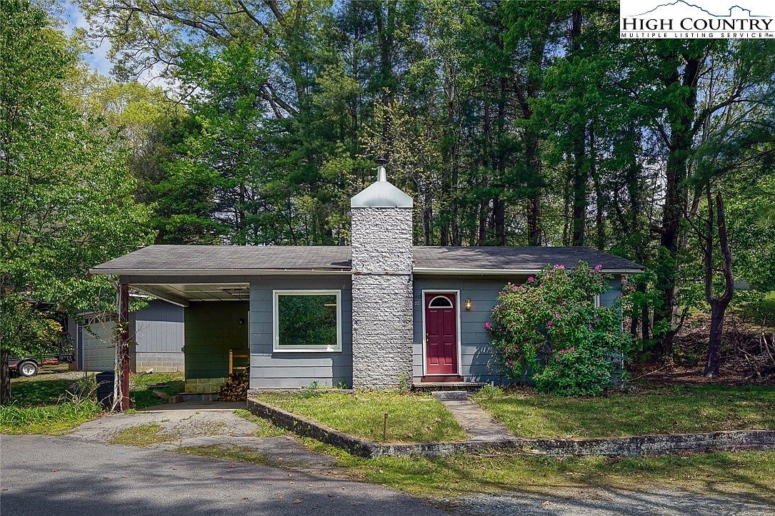212 Blue Ridge Avenue, Boone, NC 28607 | Zillow