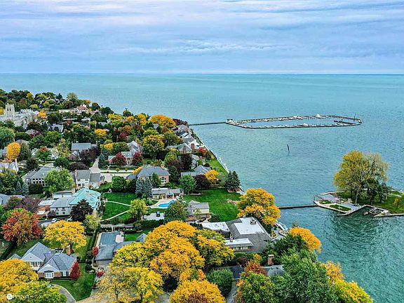 4 Cameron Pl, Grosse Pointe, MI 48230 | MLS #50028567 | Zillow