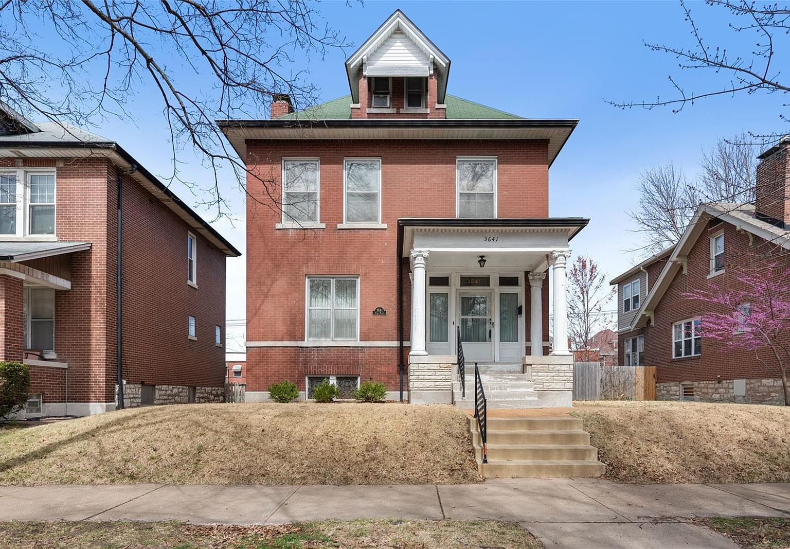 3641 Utah Pl, Saint Louis, MO 63116 | Zillow