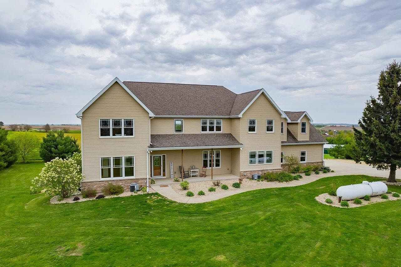 W196 County Road C, Brooklyn, WI 53521 | Zillow