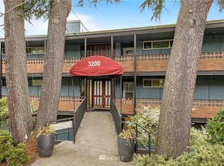 3200 W Commodore Way UNIT 101, Seattle, WA 98199 | MLS #2335429 | Zillow