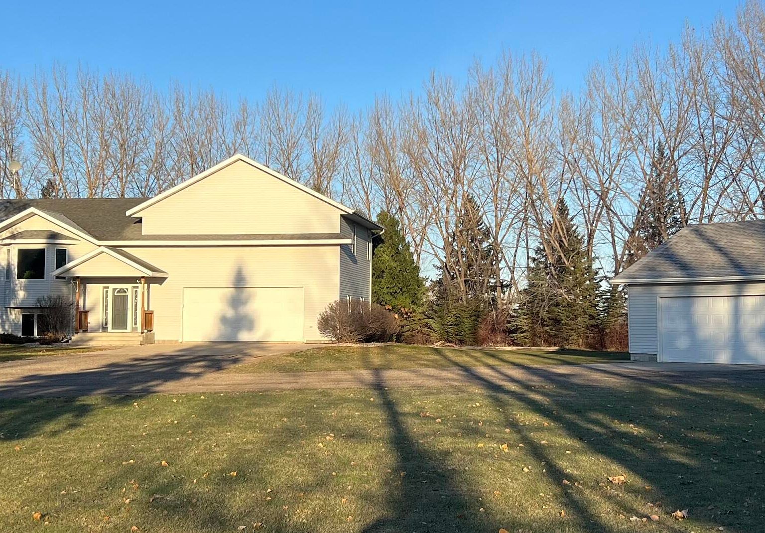 778 Ashley Ln NE, Thompson, ND 58278 | Zillow